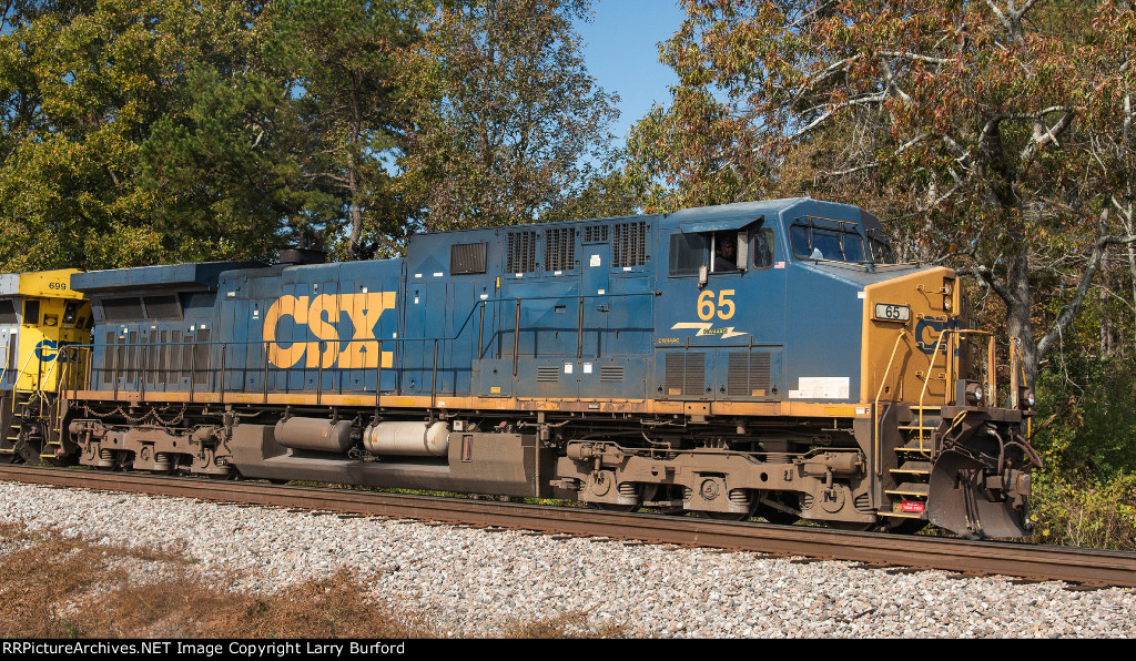 CSX 65